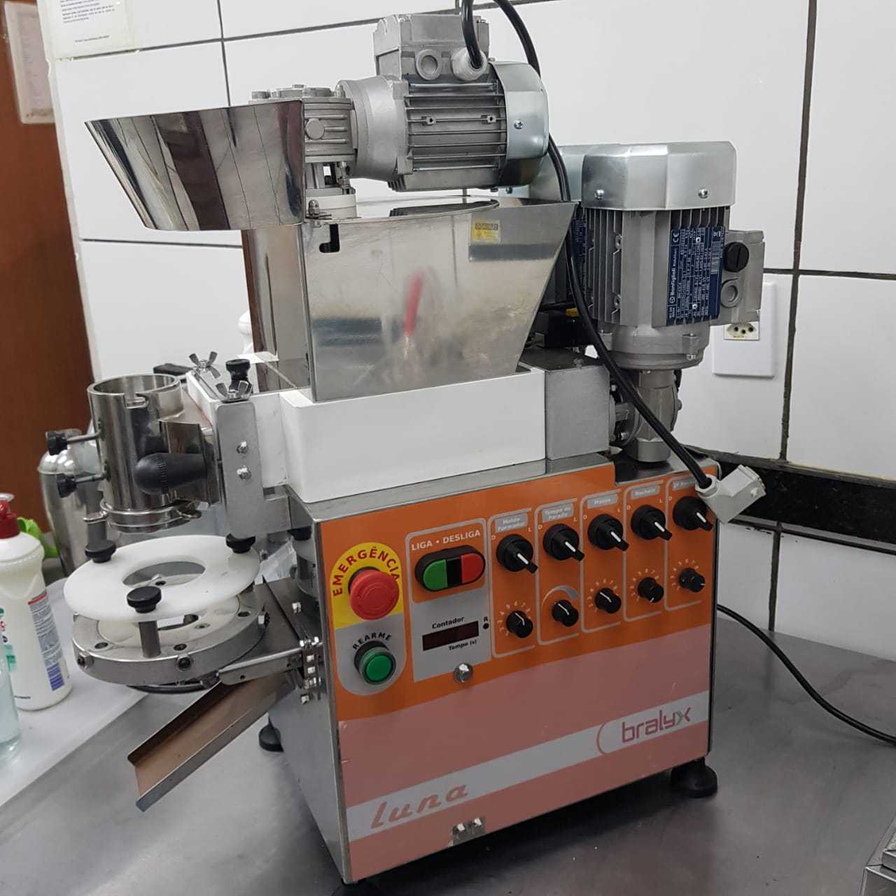 MAQUINA DE SALGADO BRALIX